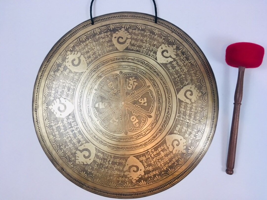21" ( 197hz - G3 ) Beautiful Nepalese Carved Om Mani Padme Hum Design ...
