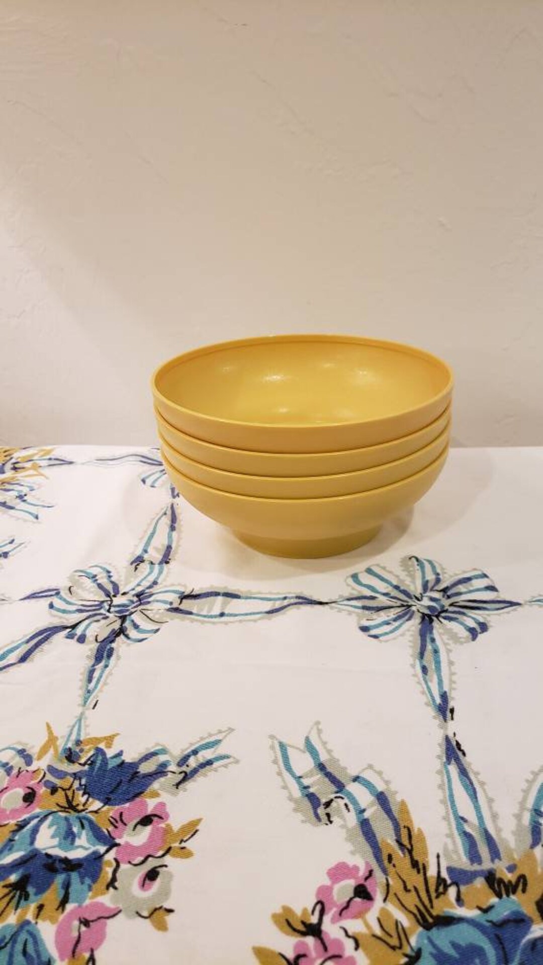 1970's Tupperware Salad Bowls #890 Set of 4 **like New** - Etsy