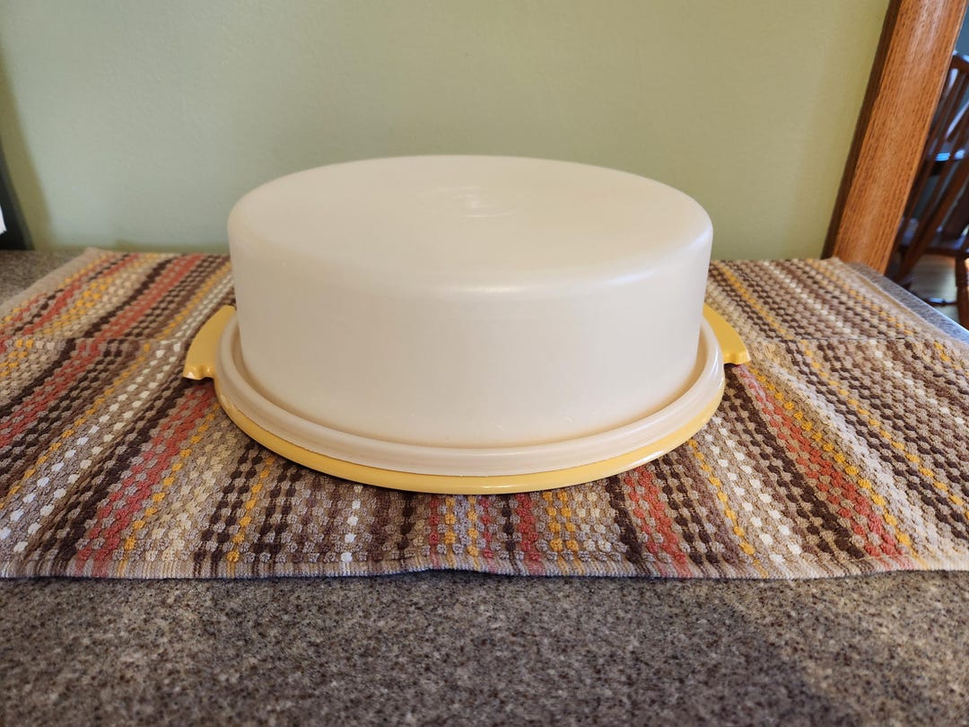 Vintage 1970's Tupperware 10" Single Tier Pie / Cake Carrier #719-1 ...