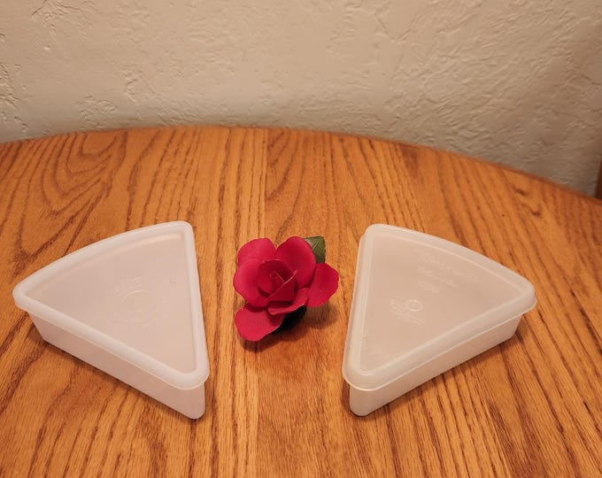 Vintage 1950's Tupperware #269 and Eagle Pie Slice Keepers Eagle - Set ...