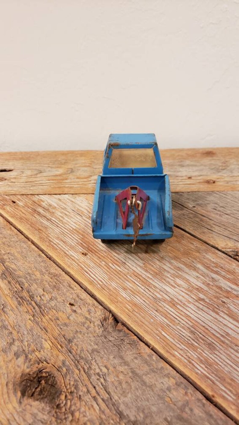 Vintage 1970's Blue and Red Metal Tonka Style Hook Tow - Etsy