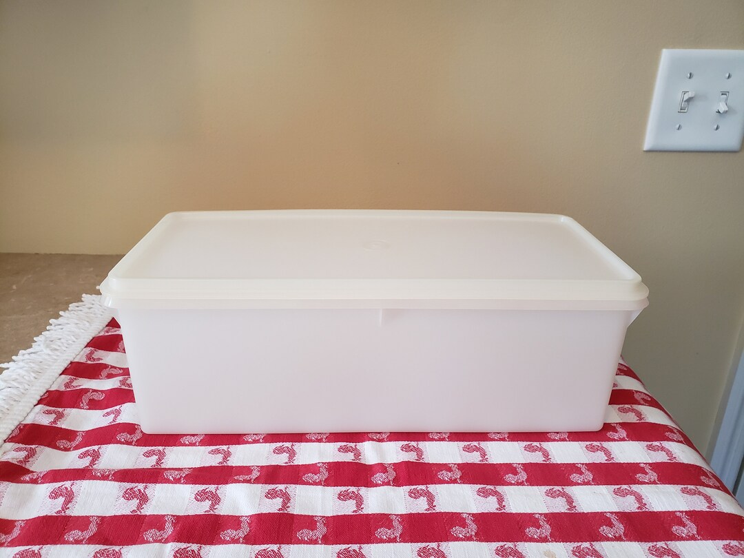 Vintage 1960's Tupperware Jumbo Bread Keeper #606 With Lid - Etsy
