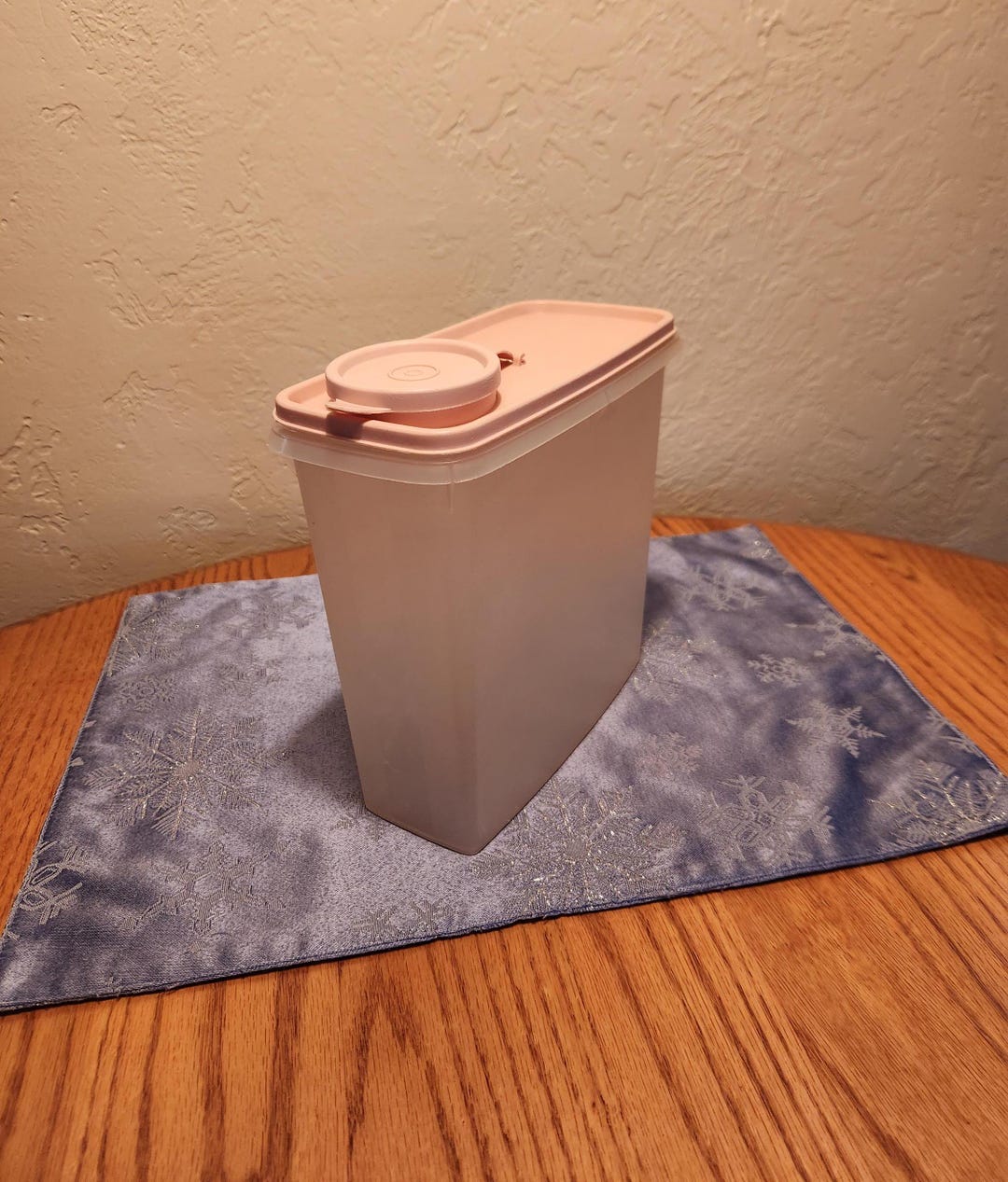 Vintage 1990's Tupperware Pink 16 Cup Cereal Storage / Cereal Saver ...