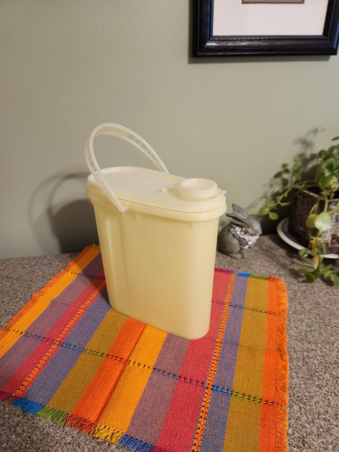 Vintage 1970's Mid Century Tupperware "beverage Buddy" 2 Qt Slim ...