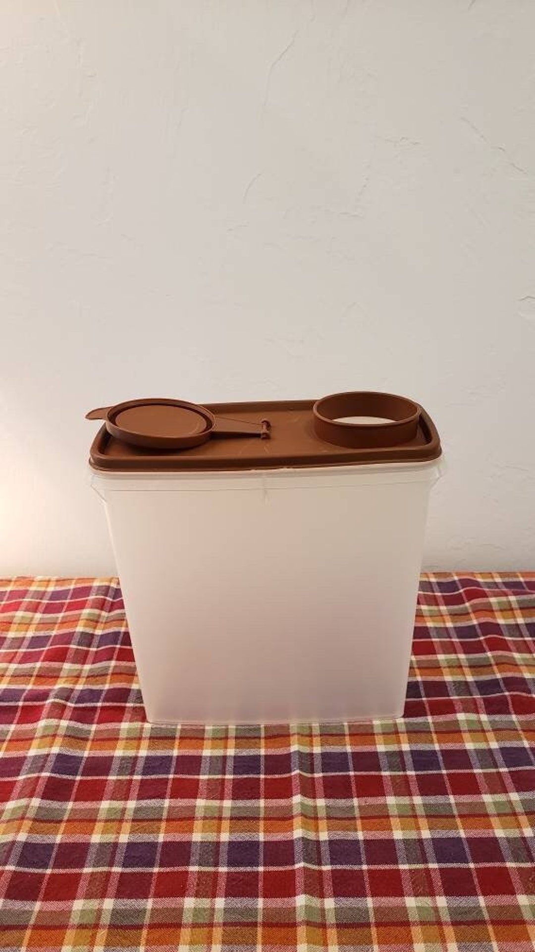 Vintage 1990's Tupperware 16 Cup Cereal Storage / Cereal Saver / Pour-n ...