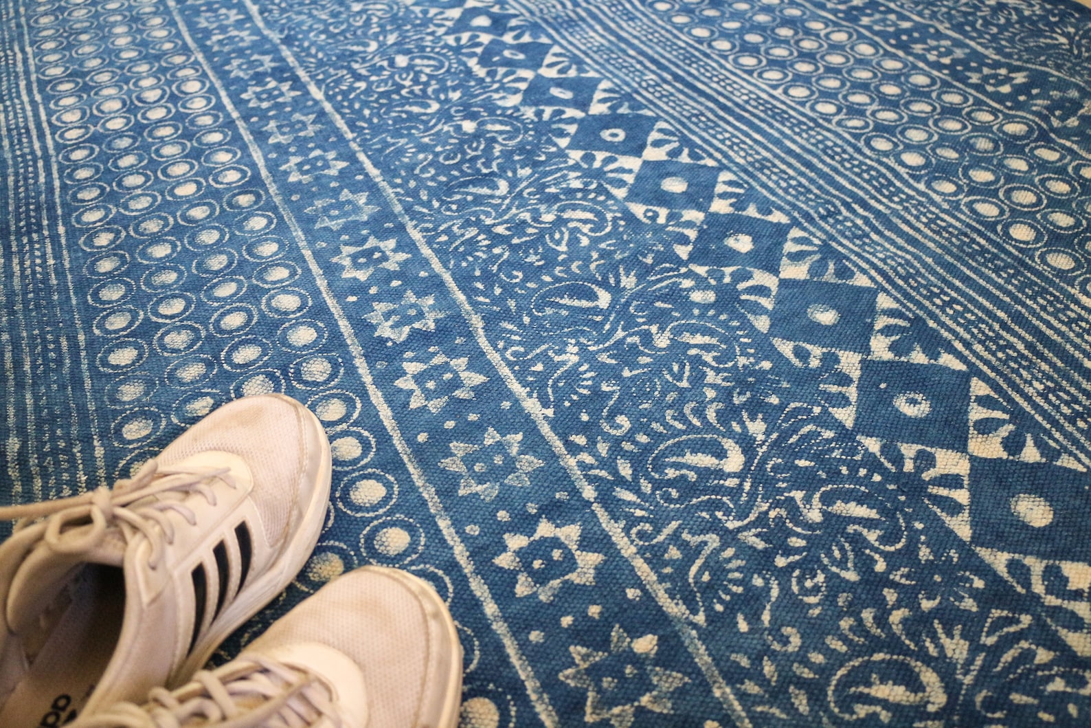 Handmade Hand-dyed Indigo Rug White/indigo Traditional - Etsy India