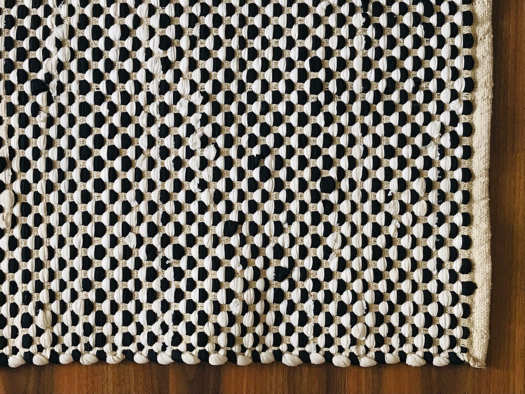 2.5 X 8 Handmade Rag Rug, Black and White, Chindi Rug, Dhurrie Rug ...