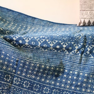 8 X 10, 9 X 12 Handmade Hand-dyed Indigo Rug, White/indigo, Traditional ...