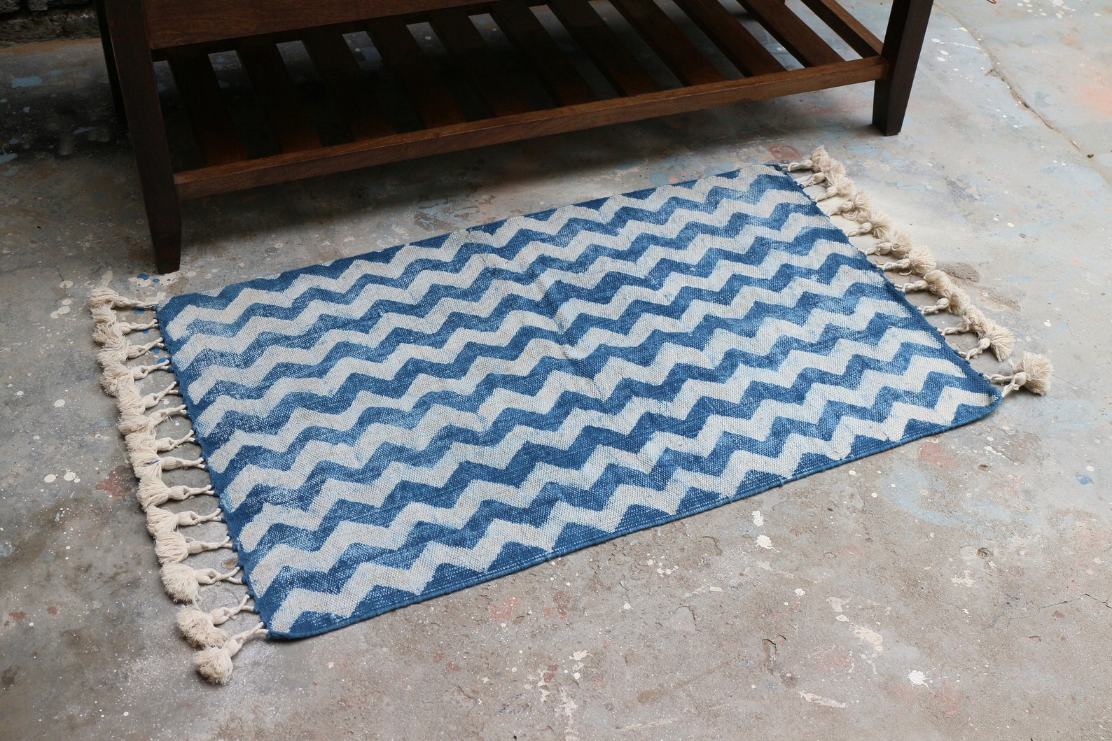 5 X 8 6 X 9 Handmade Hand-dyed Indigo Rug White/indigo | Etsy