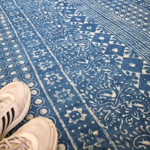 8 X 10, 9 X 12 Handmade Hand-dyed Indigo Rug, White/indigo, Traditional ...