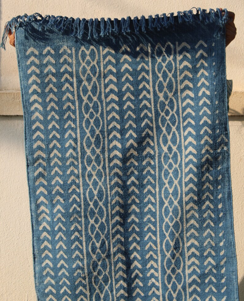 2 X 3 Handmade Hand-dyed Indigo Rug Small Mat White/indigo - Etsy