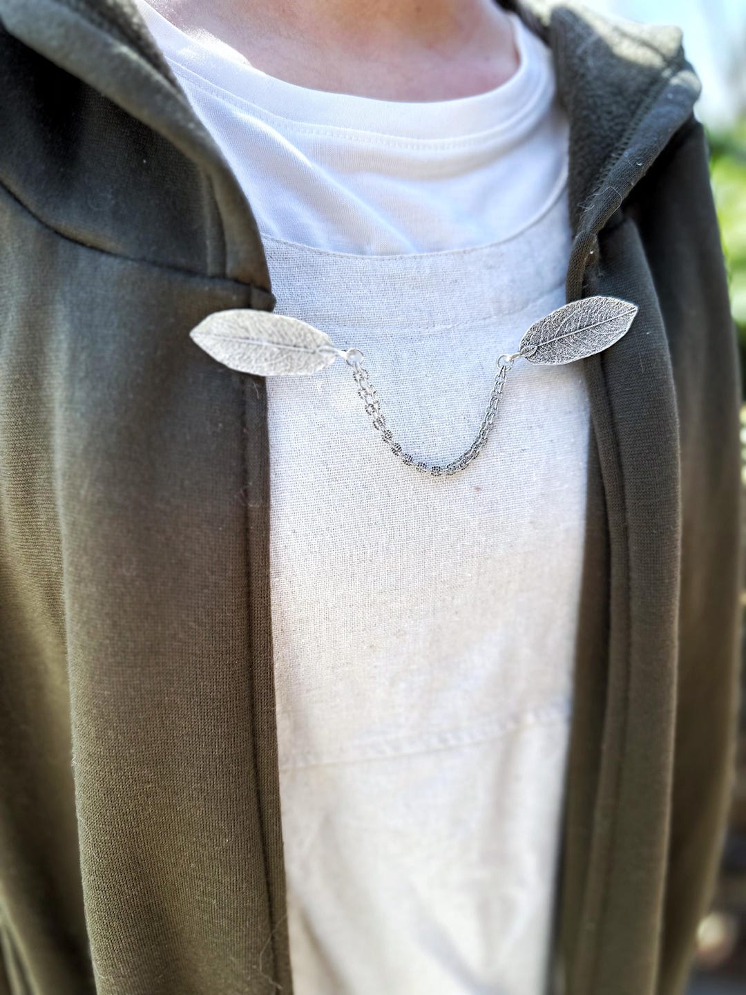 Cloak Clasp W/ Chain | Silver Metal Leaves "willow" Cinch Clip for ...