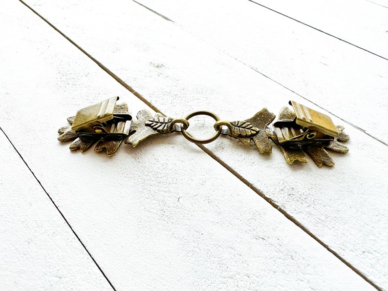 NEW Bronze Oak Leaf Cloak Clasp terebinth - Etsy