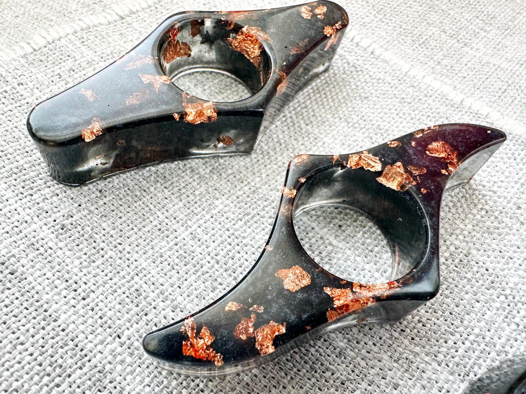 Onyx Black & Amber Flake Resin Book Page Holder Reader Gift Dragon Fantasy - Etsy