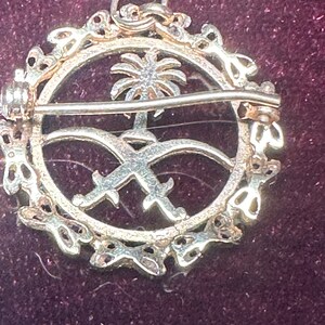 Vintage 18K Yellow Gold Saudi Arabian Symbol Brooch/pendant - Etsy