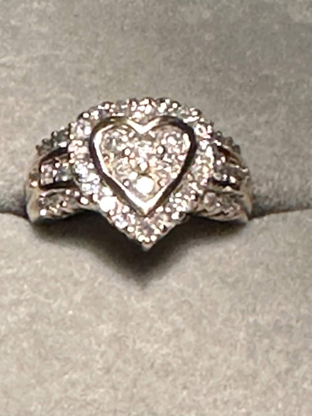 Stunning 10K Yellow Gold Diamond Cluster Heart Ringsize - Etsy