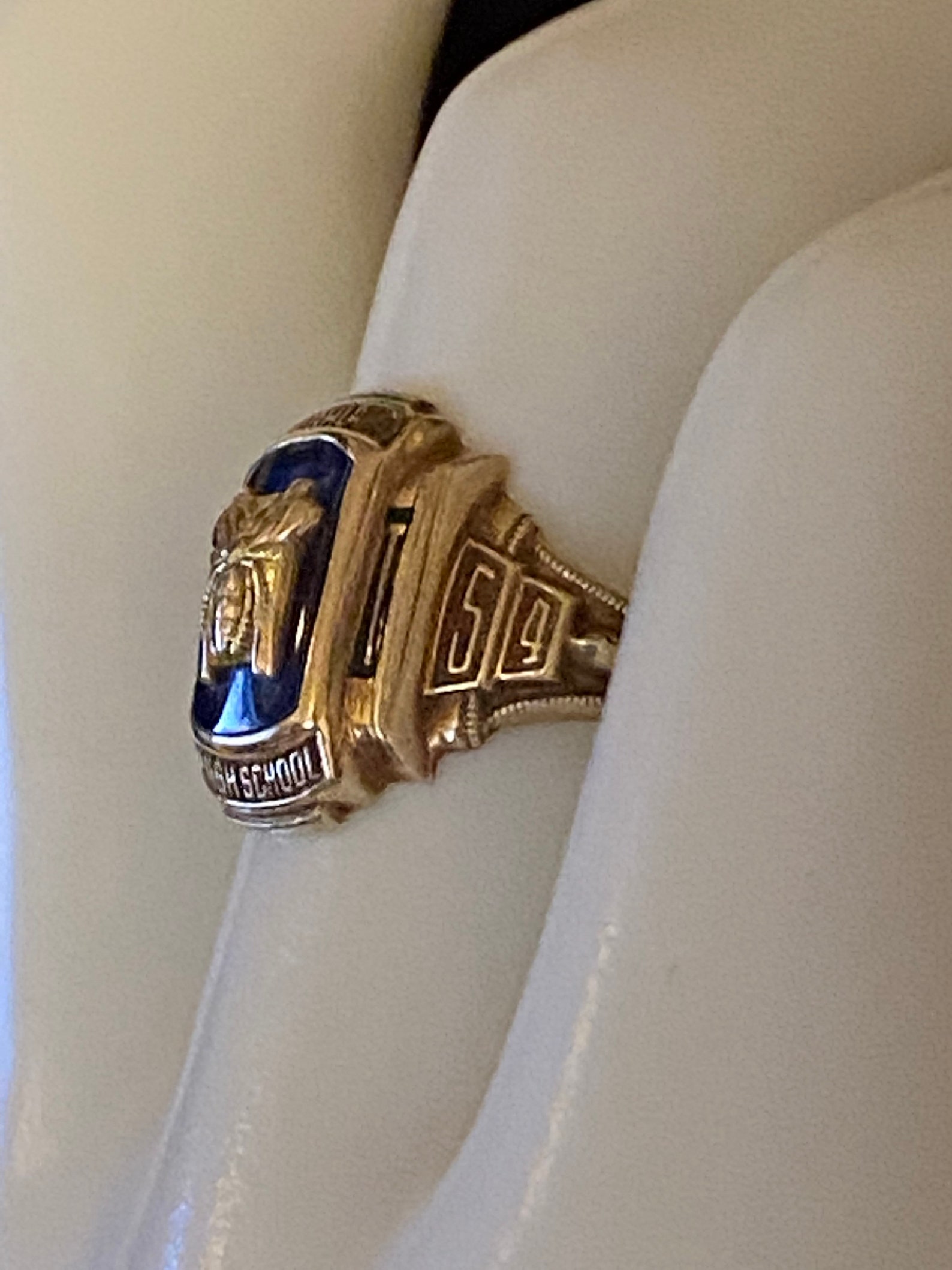 Vintage 1954 10K Yellow Gold Class Ring~size 7 - Etsy