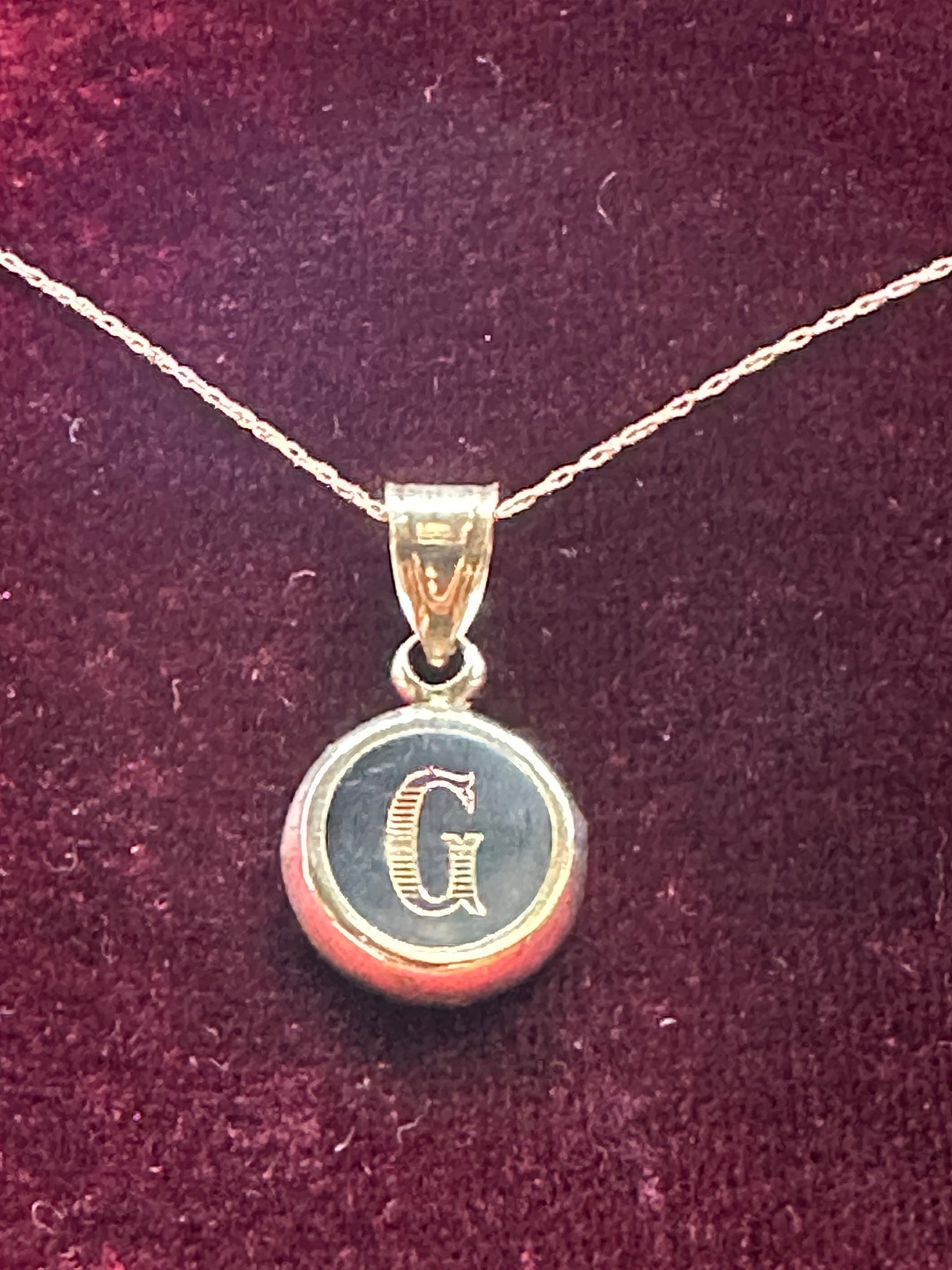 Adorable 10K Yellow Gold “G” Pendant Necklace With 18” 10K Yellow Gold ...