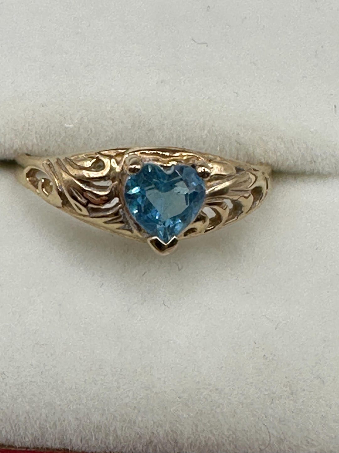 10KP Yellow Gold Heart Cut Blue Topaz Ring~size 6 1/4 - Etsy