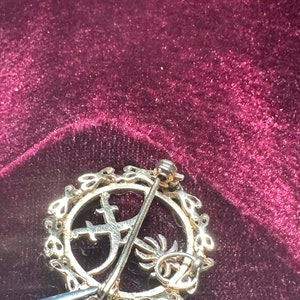 Vintage 18K Yellow Gold Saudi Arabian Symbol Brooch/pendant - Etsy