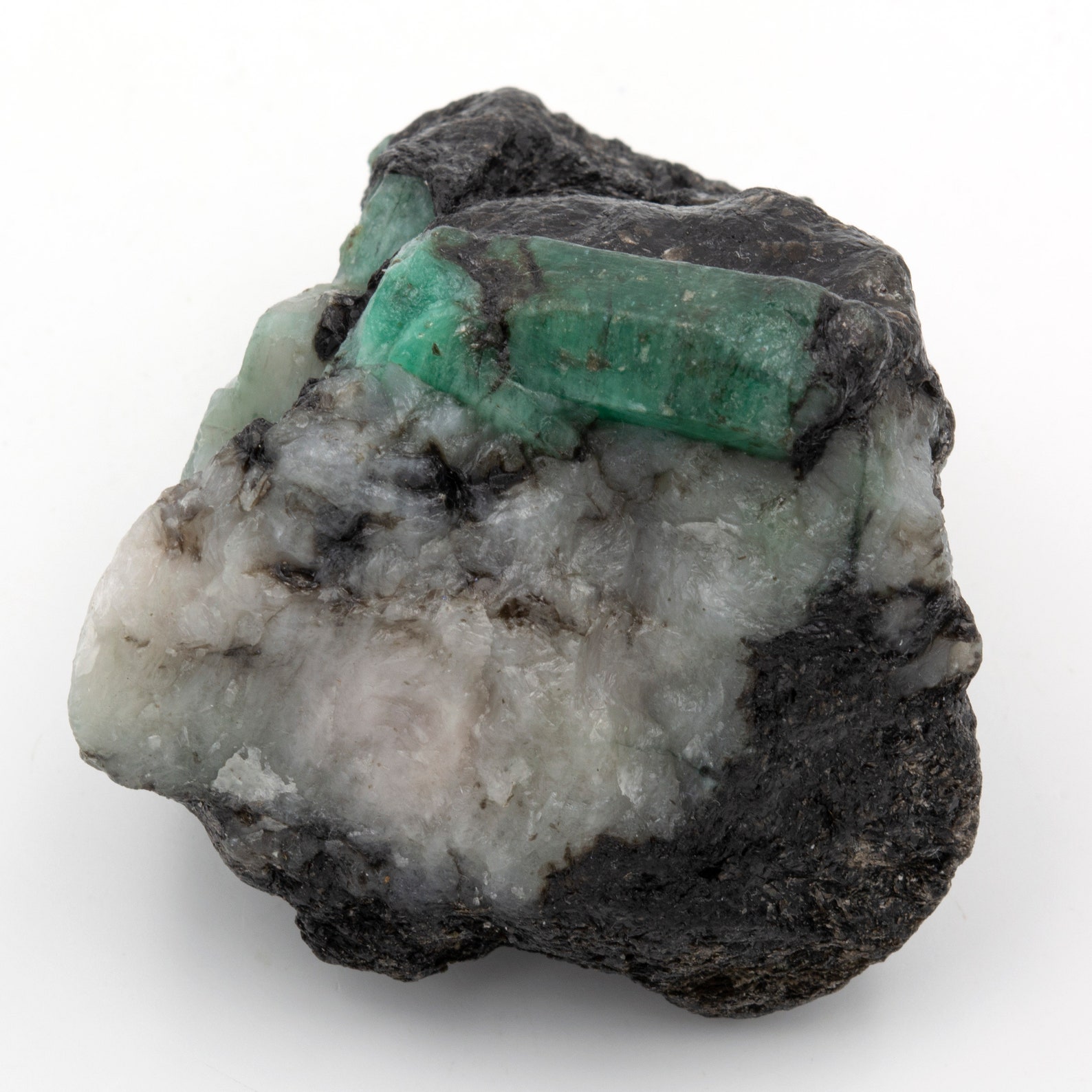 133-gram Raw Emerald With Quartz and Mica Matrix. Translucent Emerald ...