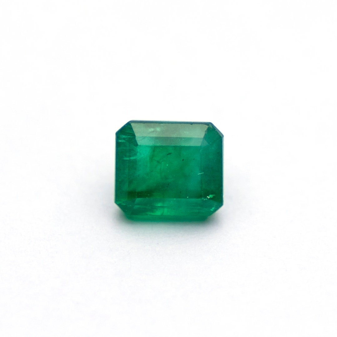 Natural Intense Green Emerald of 0.96 Ct. - Rectangular Emerald Cut ...