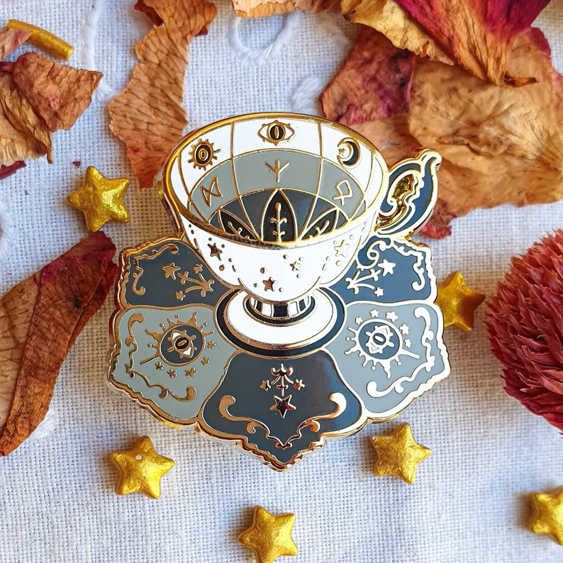 FORTUNE TELLING SET. Hard Enamel Pin. Witchy Pin. All Seeing - Etsy