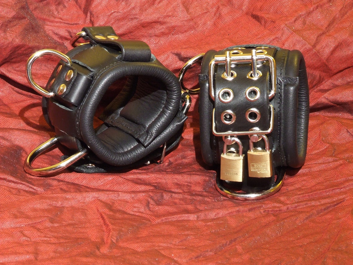 Heavy Duty: Leather F U S S shackles 80 mm wide genuine | Etsy