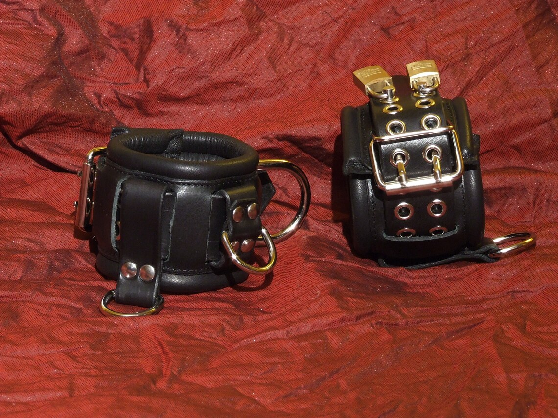 Heavy Duty: Leather F U S S shackles 80 mm wide genuine | Etsy