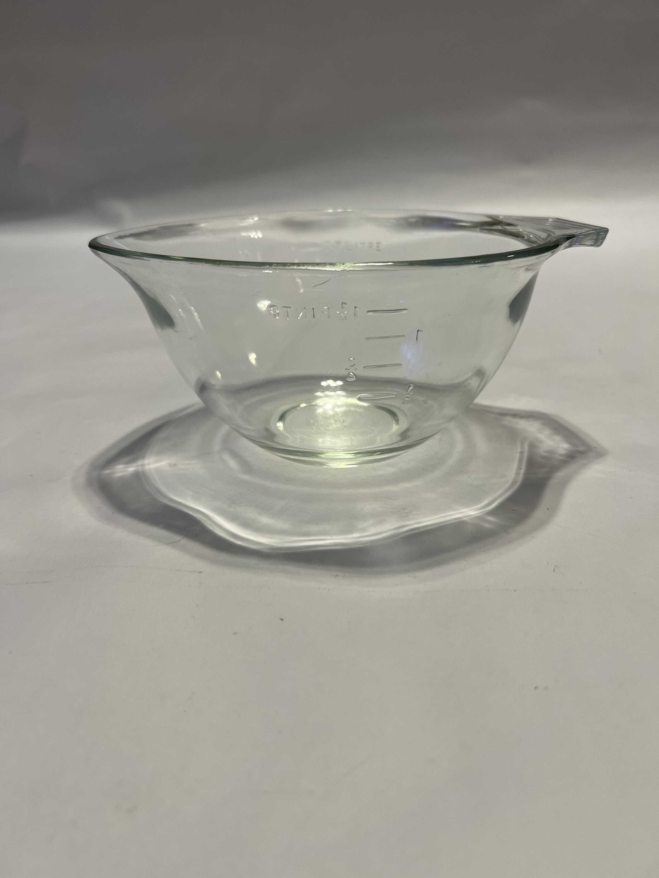 Vintage Pyrex JAJ Made in England Measuring Bowl Mixing .7 Litre 1 1/2 ...