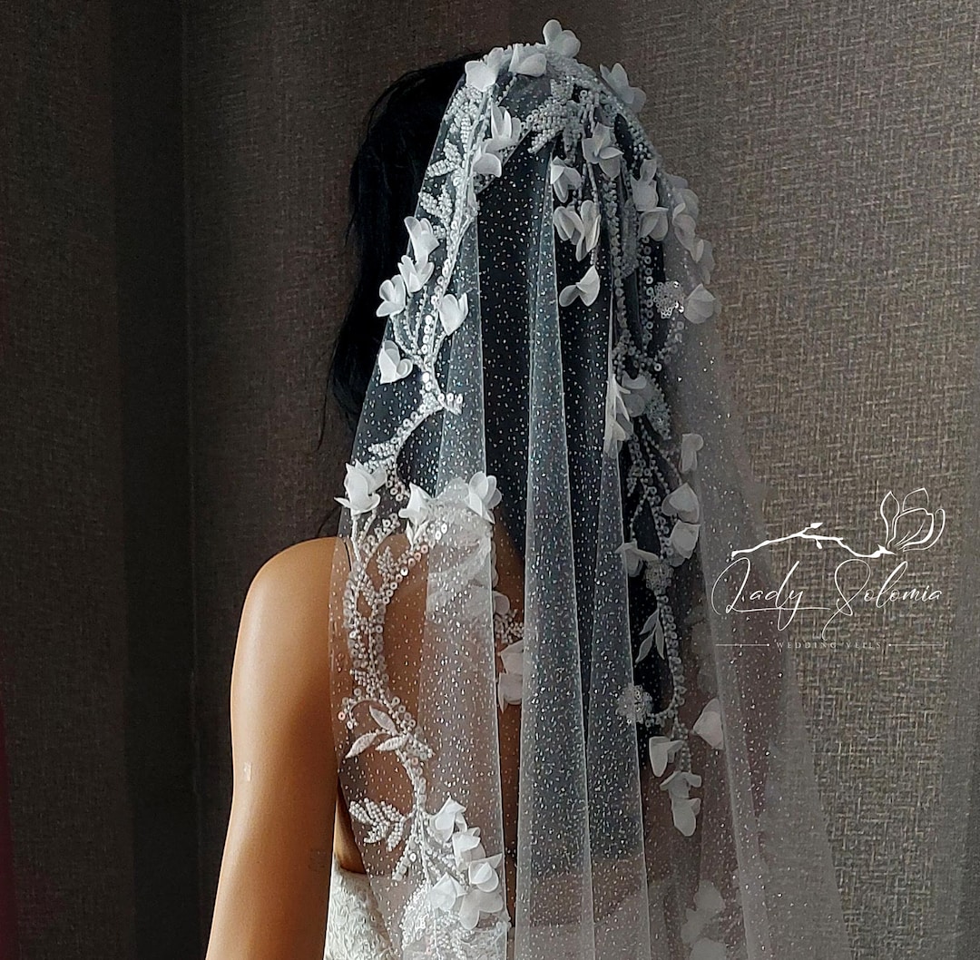 Flower Pearl Wedding Veil 3D Flowered Lace Veil Flowers Wedding Veil ...