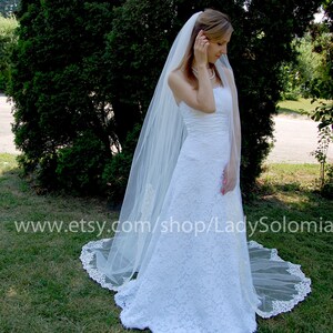 Embroidered Lace Veil Wedding Veil Partial Lace Veil , Сathedral Lace ...