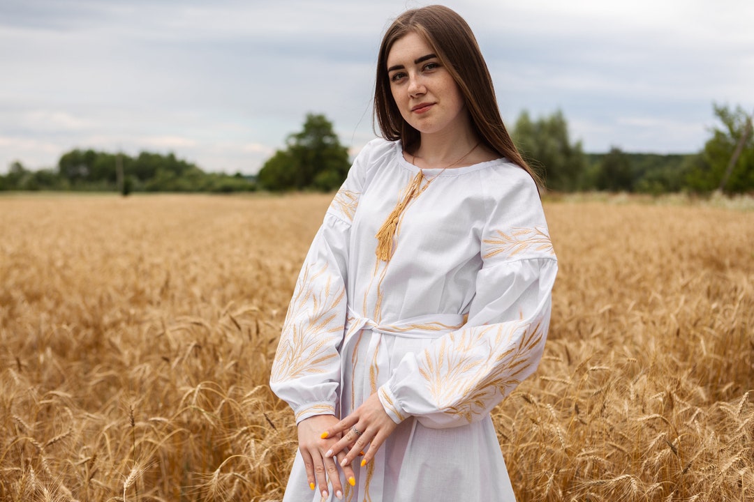 Ukrainian Wedding Dress, Traditional Modern Slavic Plus Size Dress ...