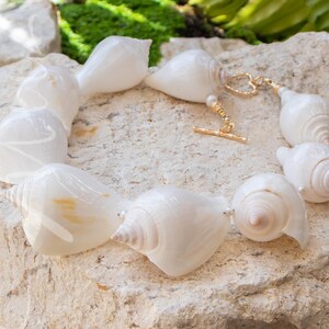 Large Conch Shell Necklace, Stunning Stylish Statement Piece, Unique ...