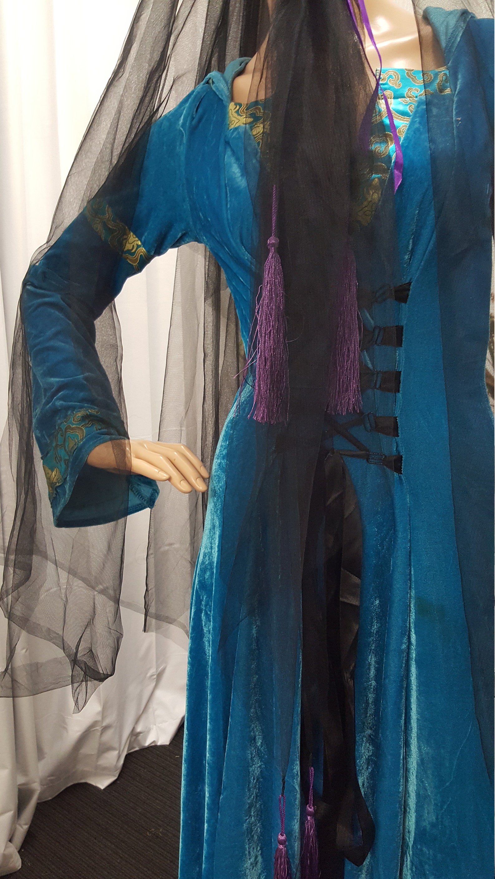 Gothic Inspired Women's Hennin Wimple Cone Hat With Long Black Veil and ...