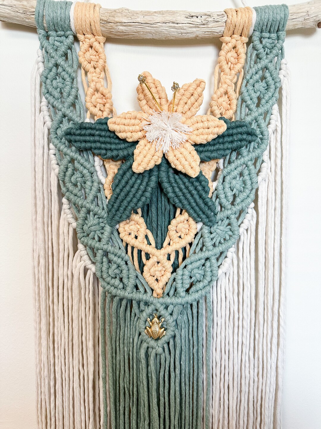 Lotus Flower Frog Macrame - Etsy