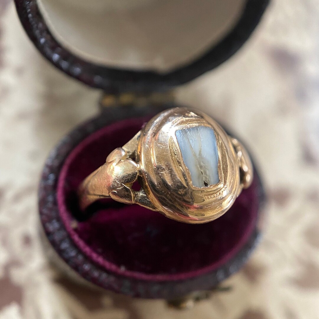 Antique Victorian Ridged Dome Milk Tooth Ring in 18k Gold, Milk Teeth ...