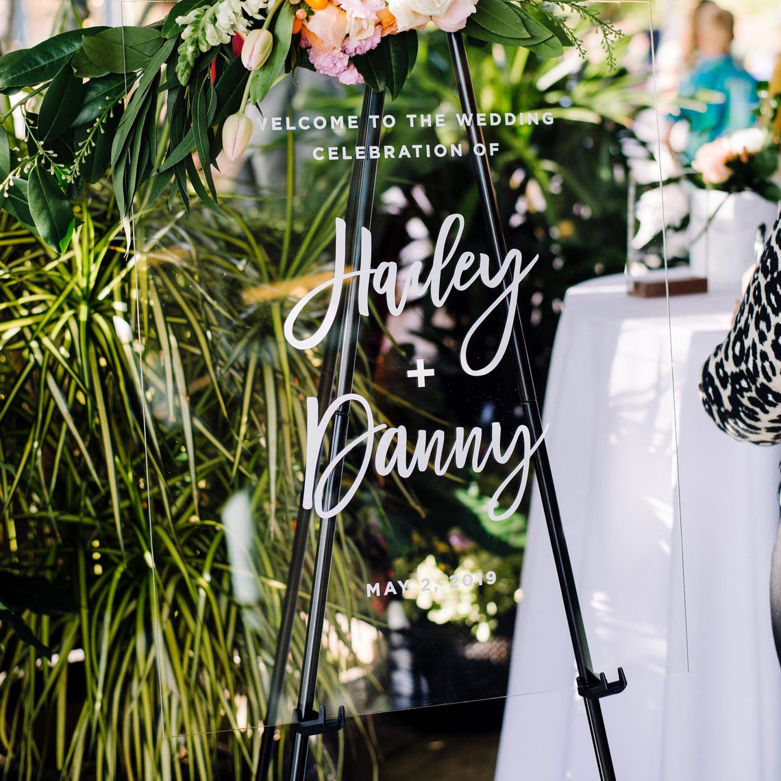 Minimalist Wedding Welcome Sign | Clear Acrylic Entrance Sign ...