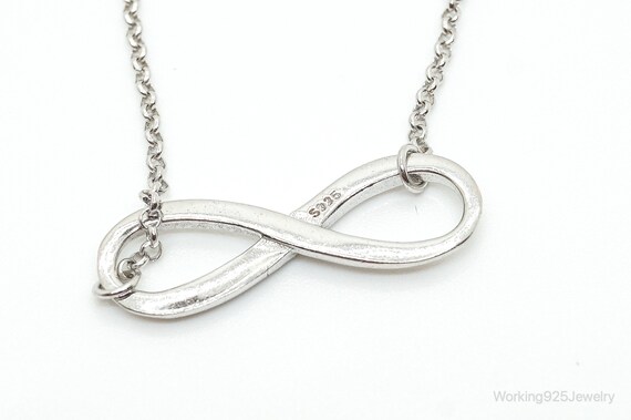 Vintage Infinity Symbol Sterling Silver Necklace - Gem