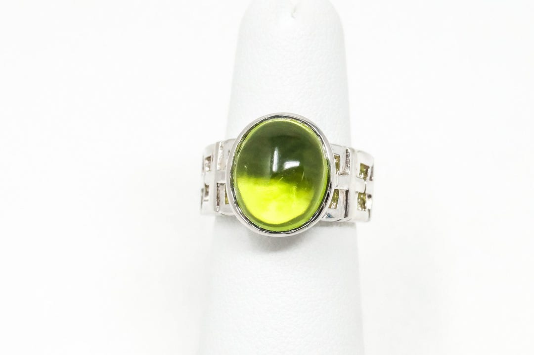 Vintage Peridot Buckle Cut Out Design Sterling Silver Ring - Sz 4.5 ...