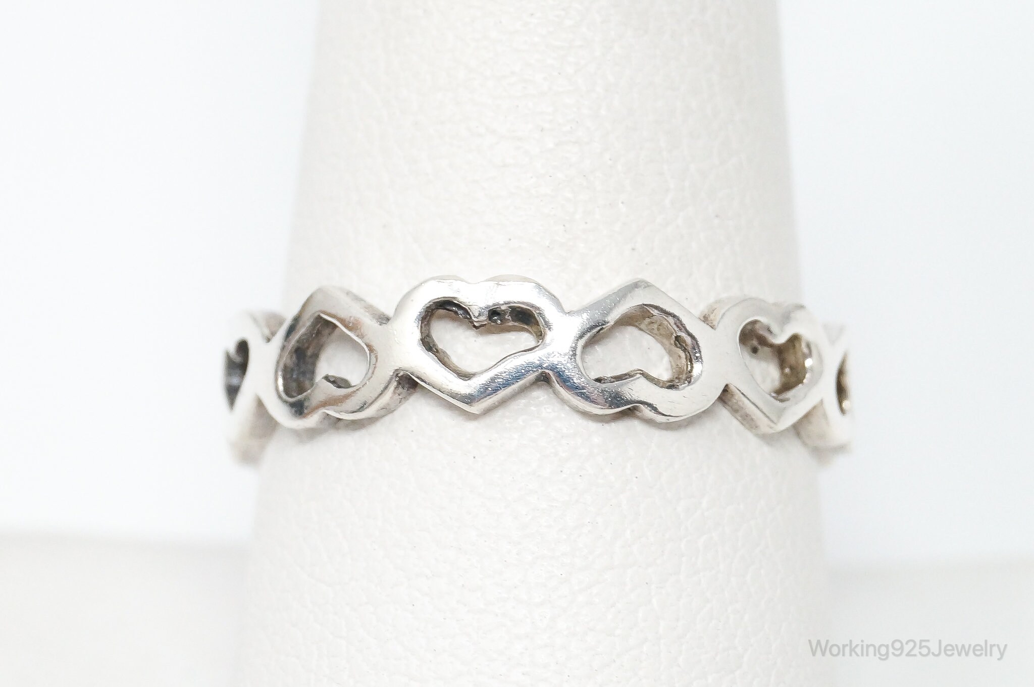 Open heart band ring store