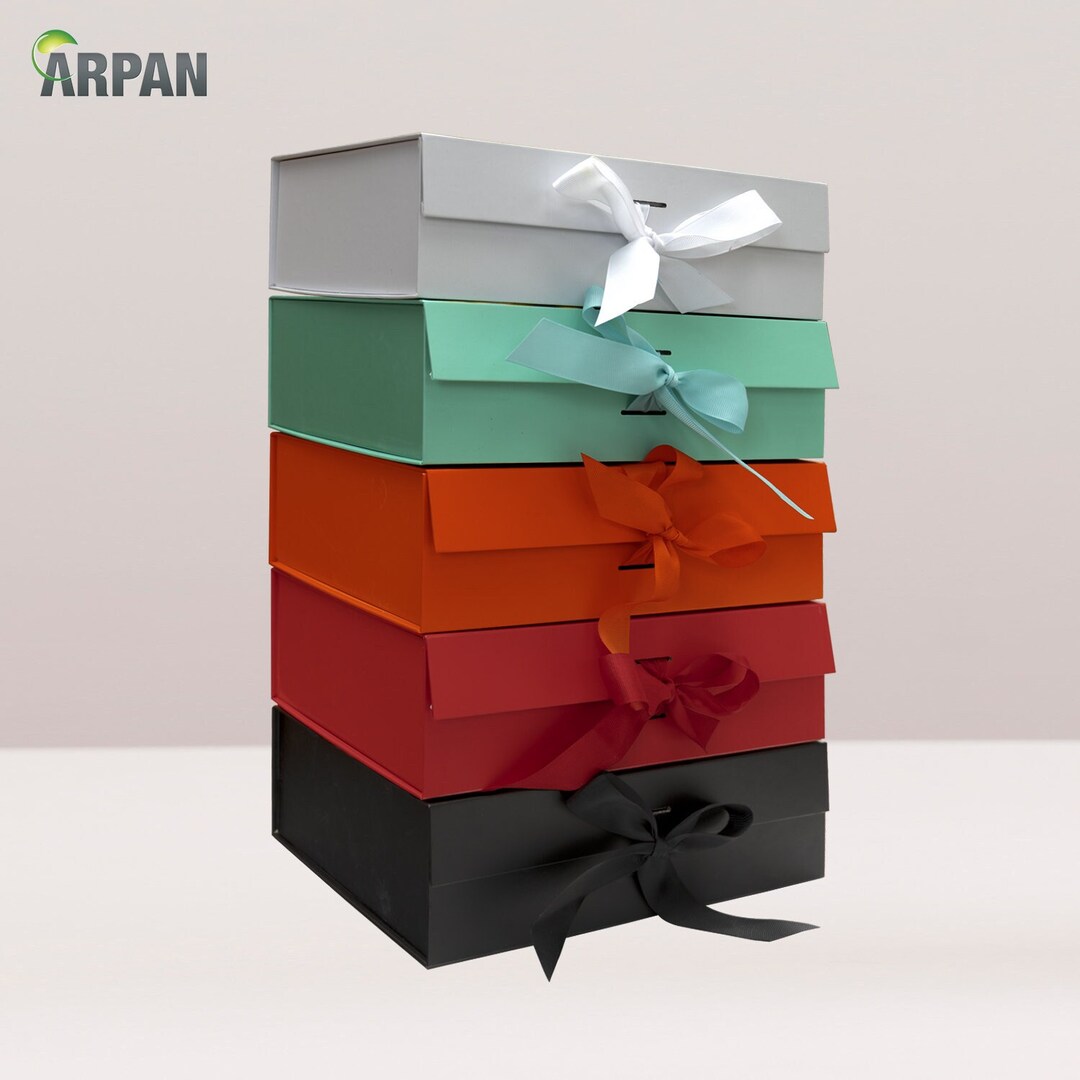 Personalised Gift Box 26x18.5x8.3cm, With Lid, Ribbon and Magnetic ...