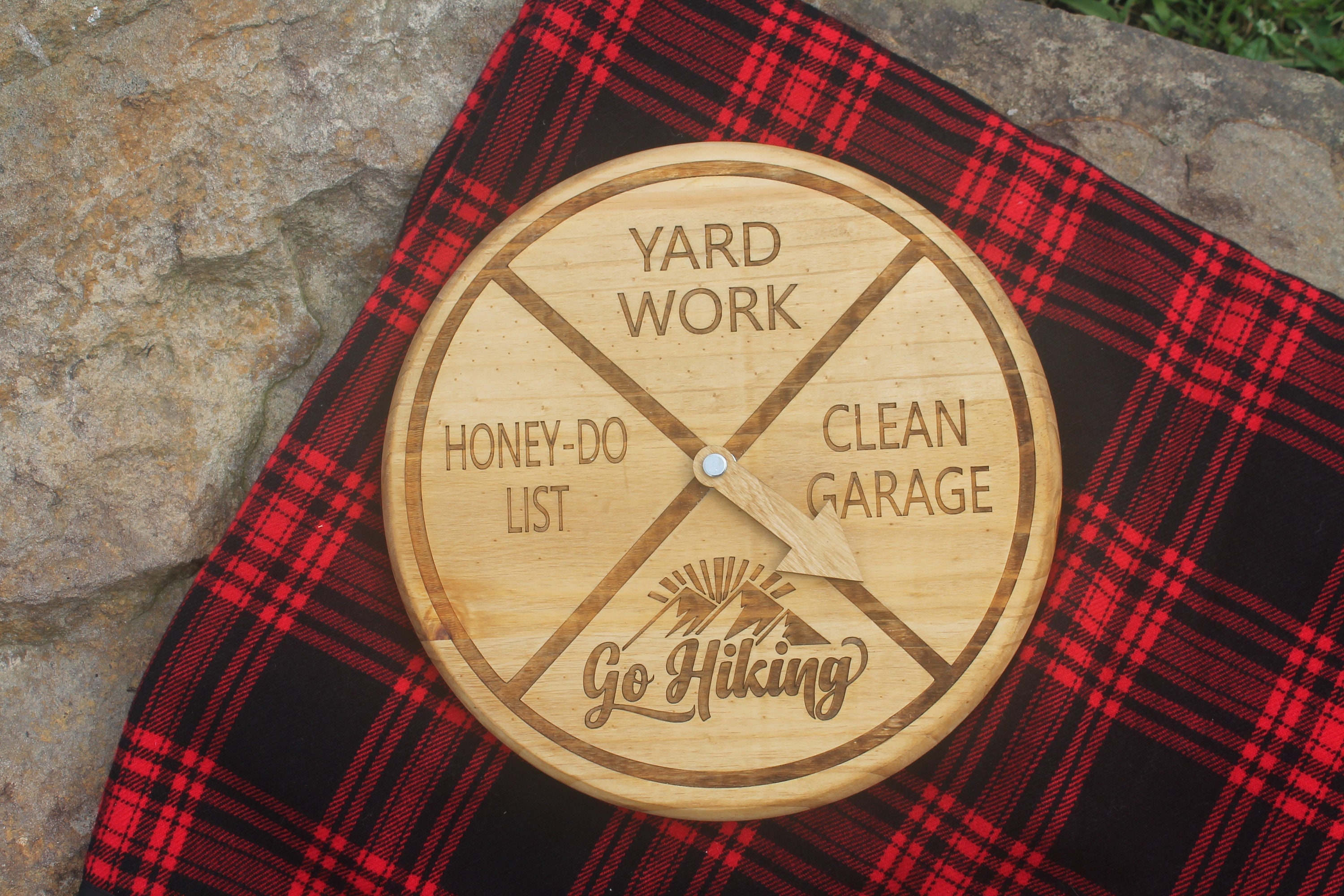 Personalized Chore Spinner Sign Wood Sign Spinning wheel - Etsy.de