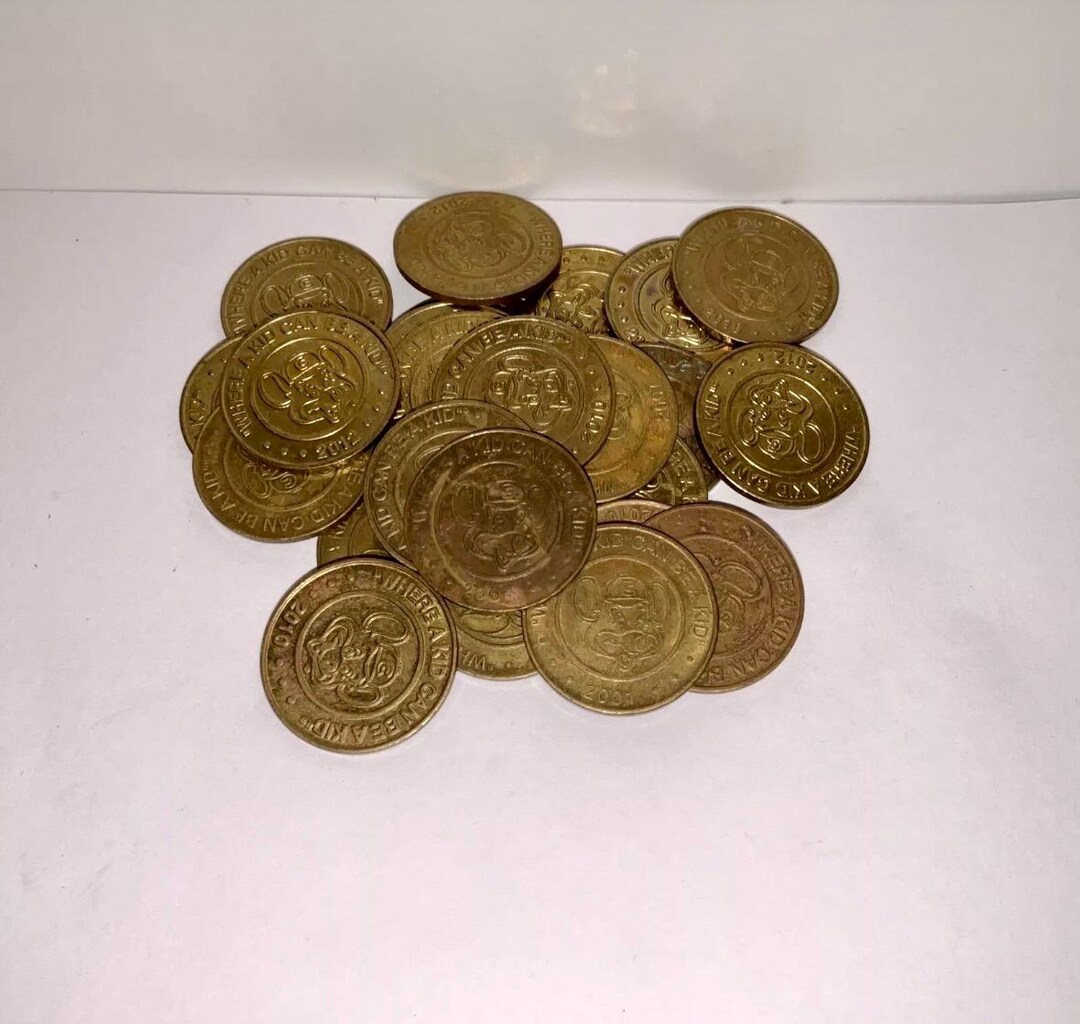 24 Chuck E Cheese Video Game Token Coins & 2000-2012 Token Lot - Etsy