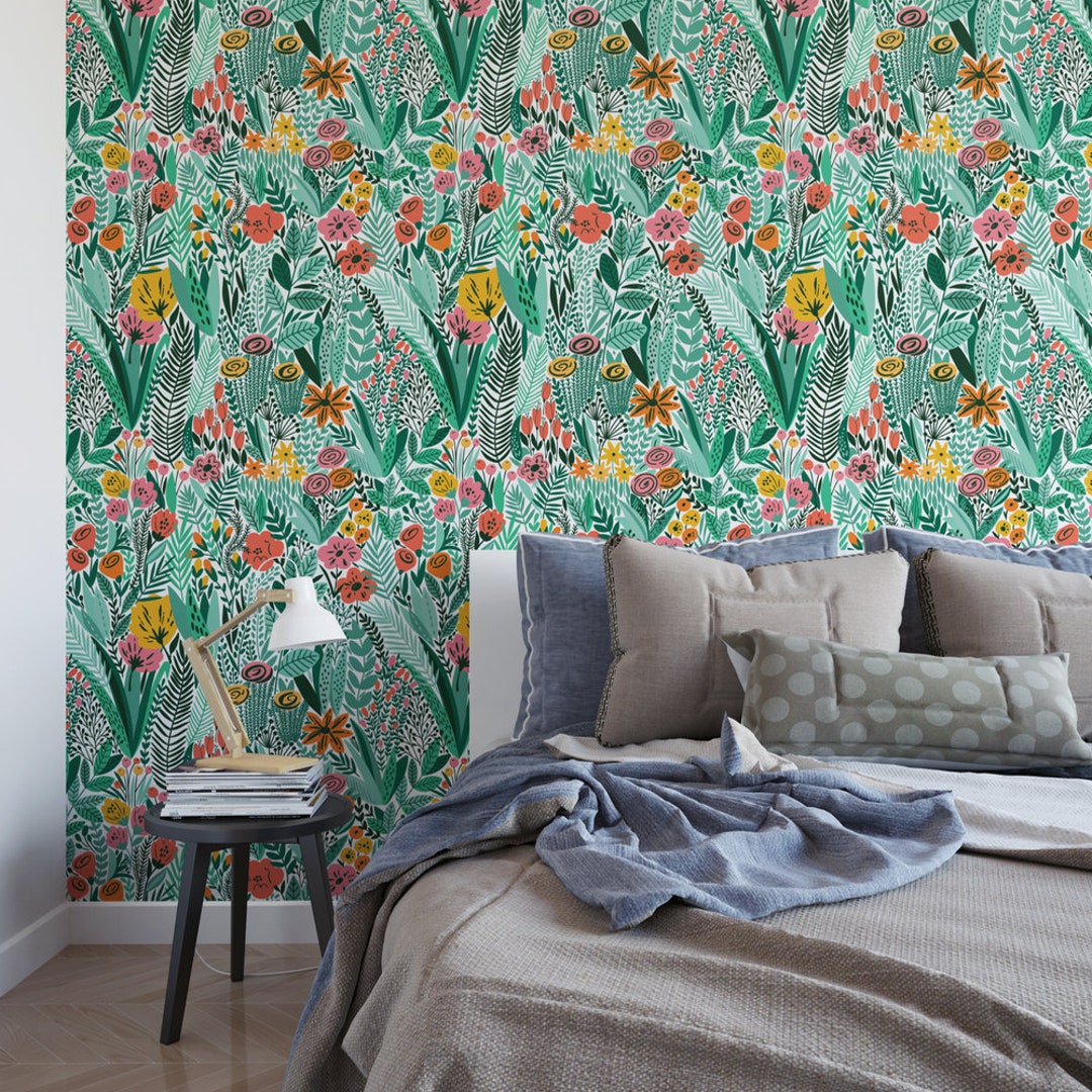 Green Wildflower Field Floral Removable Wallpaper / Tropical Wallpaper ...