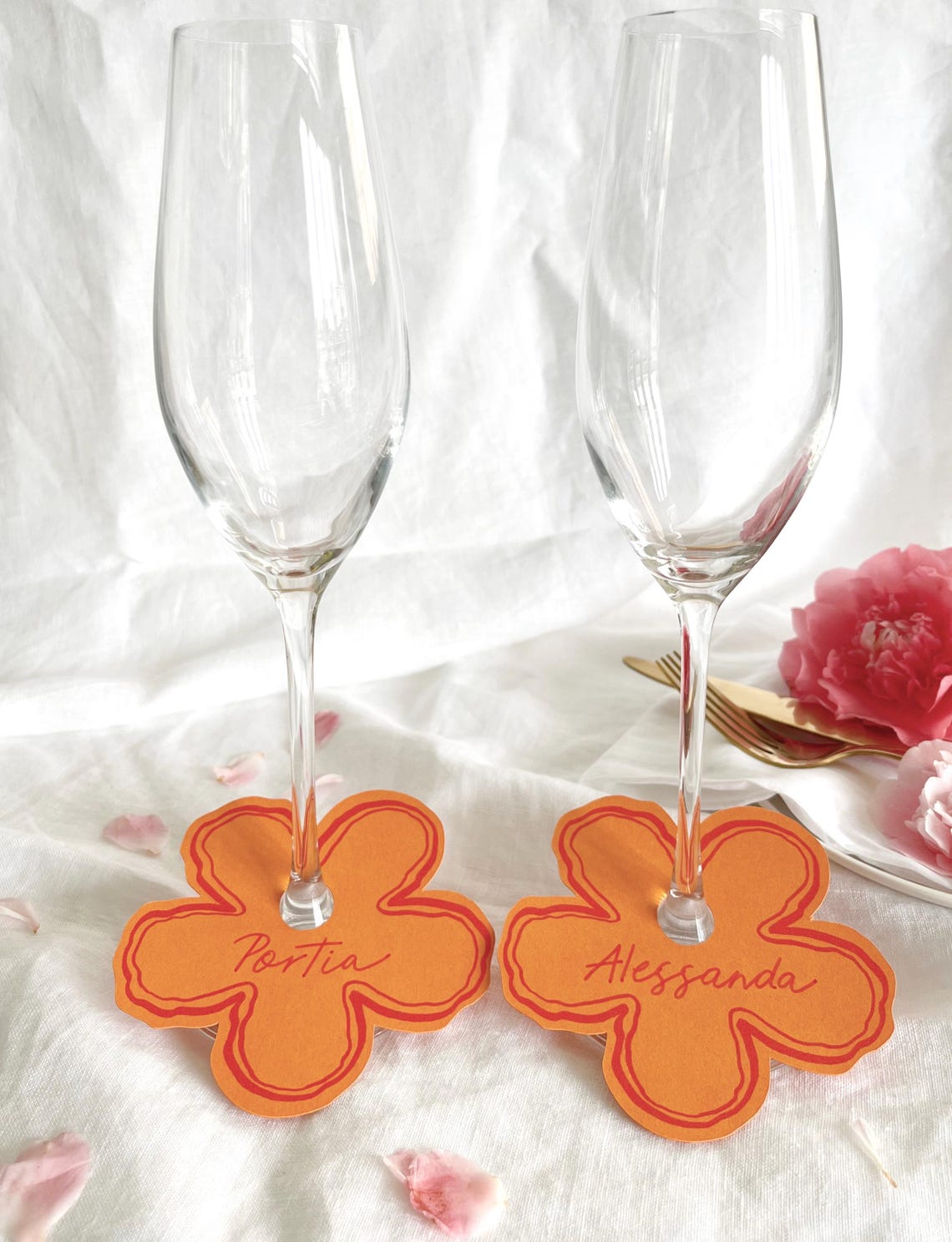 Squiggle Floral Wine Glass Name Cards: Personalized Flower Wedding ...