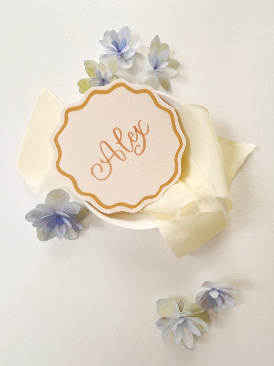 Squiggle Wave Round Place Cards, Wedding Place Cards, Retro Place Cards ...
