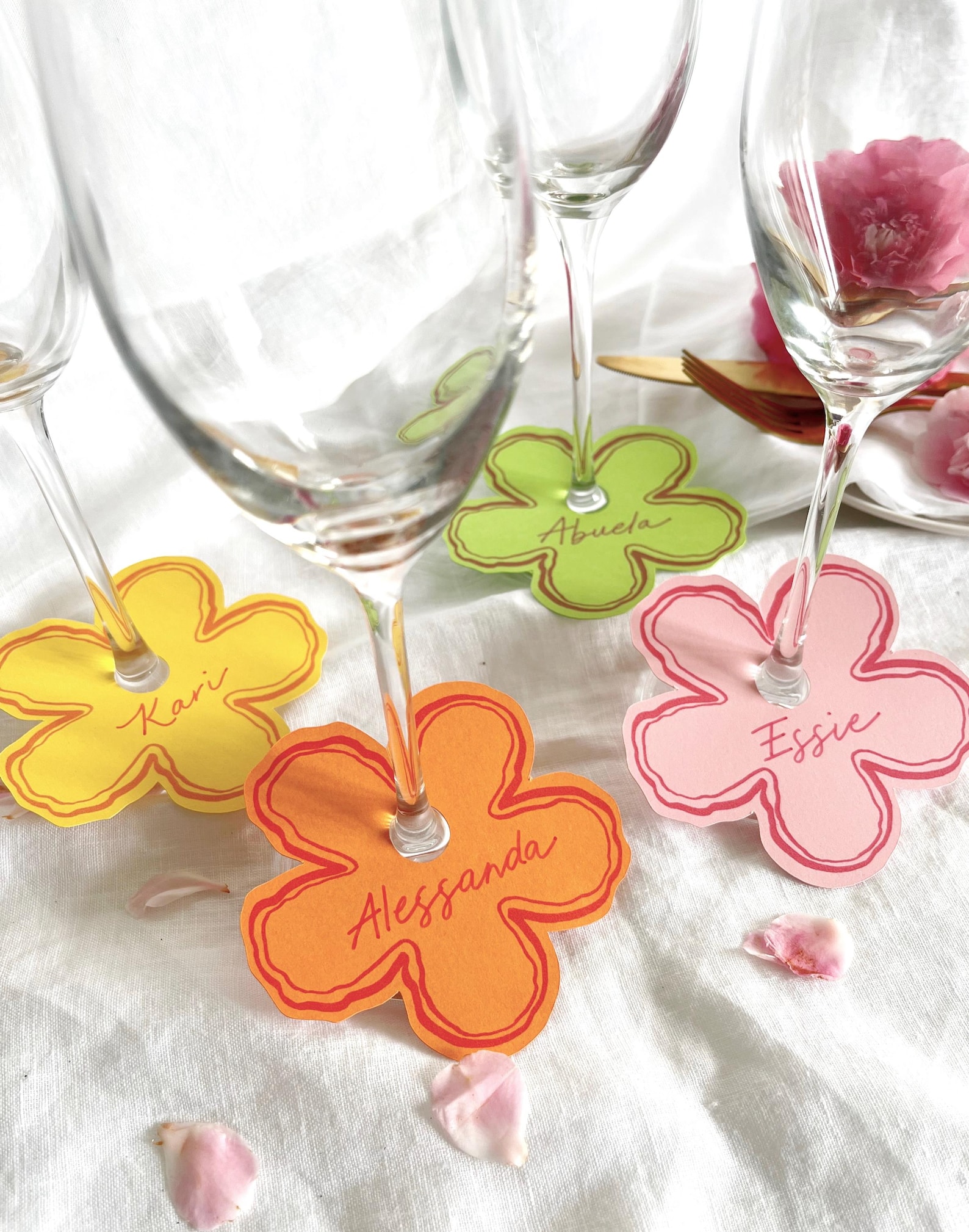 Squiggle Floral Wine Glass Name Cards: Personalized Flower Wedding ...