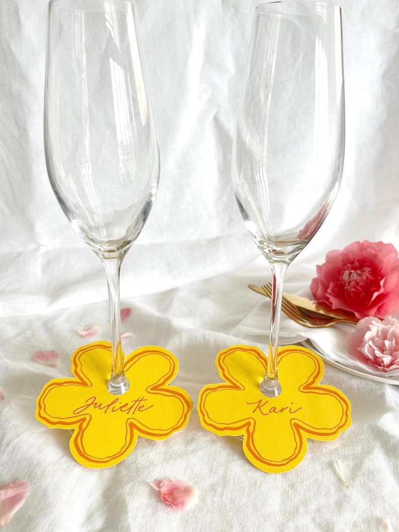 Squiggle Floral Wine Glass Name Cards: Personalized Flower Wedding ...