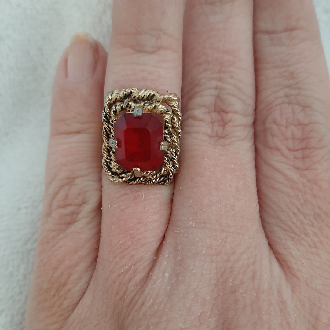 Vintage Sarah Coventry Ring - Etsy